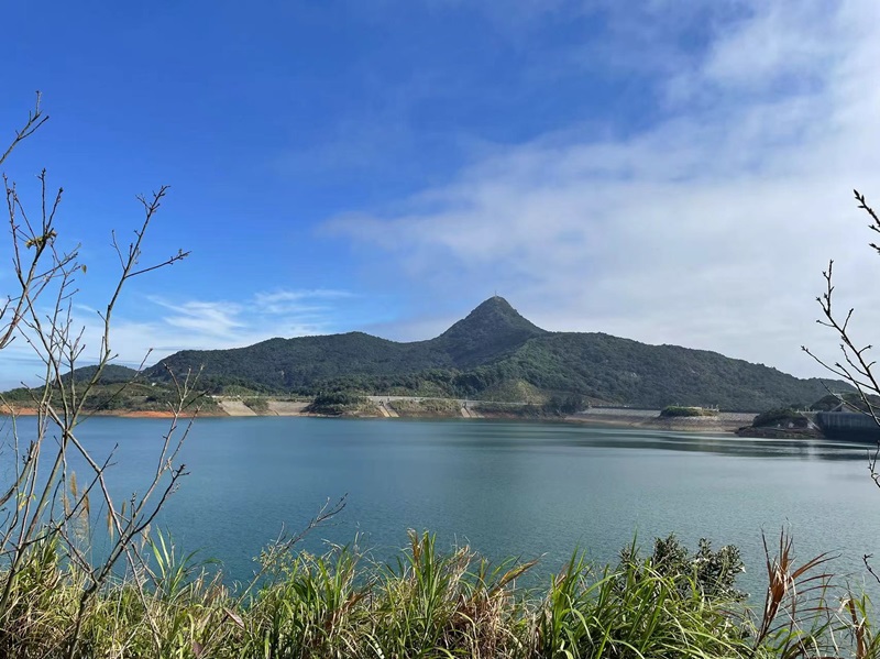 Finally Climbing Shenzhen Meisha Cape - Hao DENG - SIAT, CAS